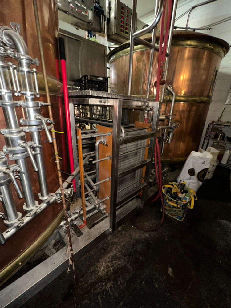BOHEMIAN-STYLE COPPER-CLAD BREWHOUSE SYSTEM FEATURING MASH/LAUTER TUN ...
