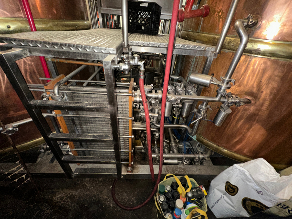 BOHEMIAN-STYLE COPPER-CLAD BREWHOUSE SYSTEM FEATURING MASH/LAUTER TUN ...
