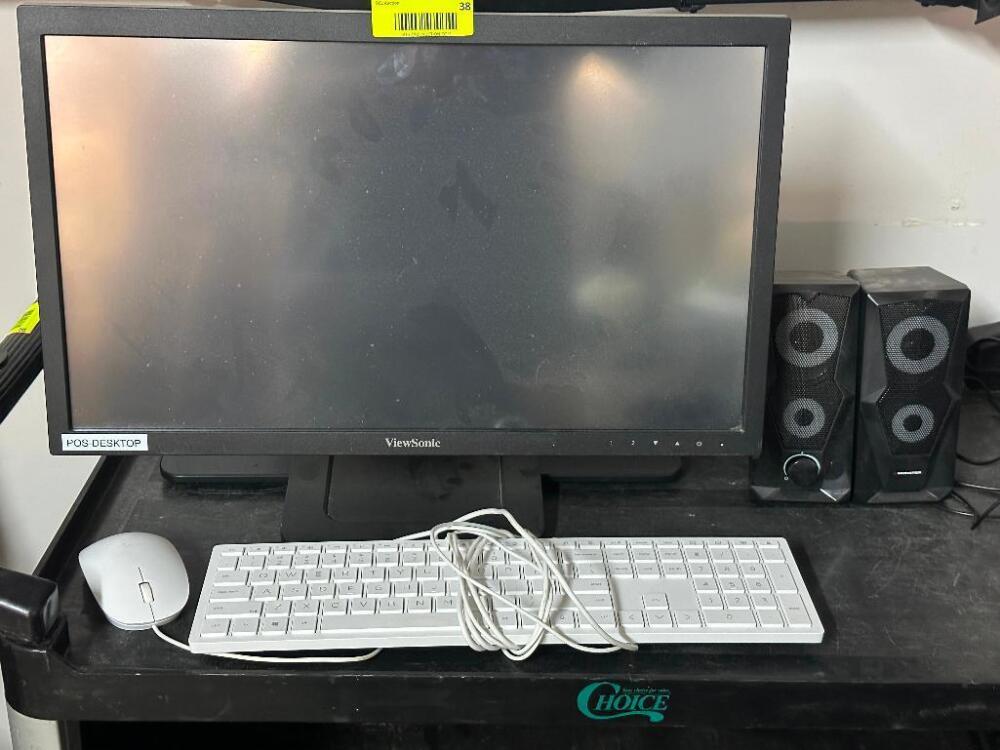 MONITOR, SPEAKERS, MOUSE AND KEYBOARD SET