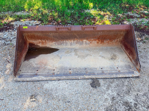 SKID STEER MATERIAL / SNOW BUCKET WITH QUICK ATTACH MOUNT. HIGH ...