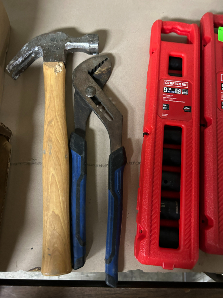 (1) LOT OF CRAFTMENS SOCKET SETS AND TOOLS AS SHOWN